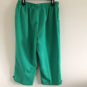 Allison Daley | Pants & Jumpsuits | Allison Daley Green Capri Pants ...